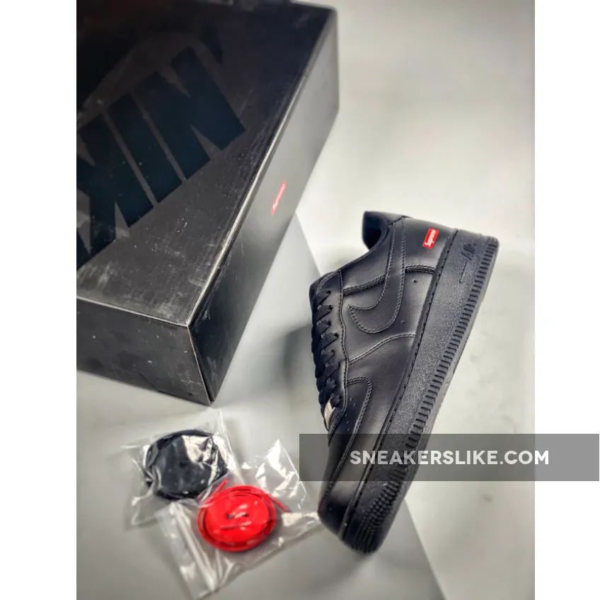 Supreme x Nike Air Force 1 Low Black 'supreme air force 1 laces for ...